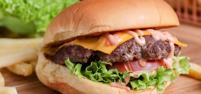 The ENTERTAINER - Burger Queen