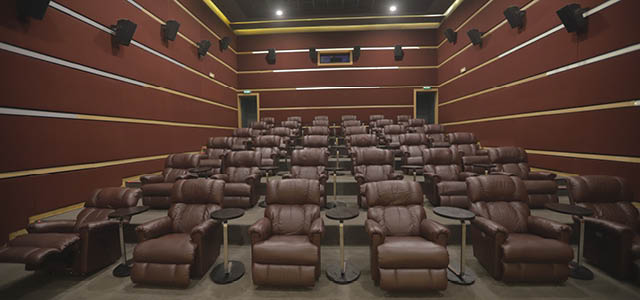 The ENTERTAINER - Galaxy Cinema