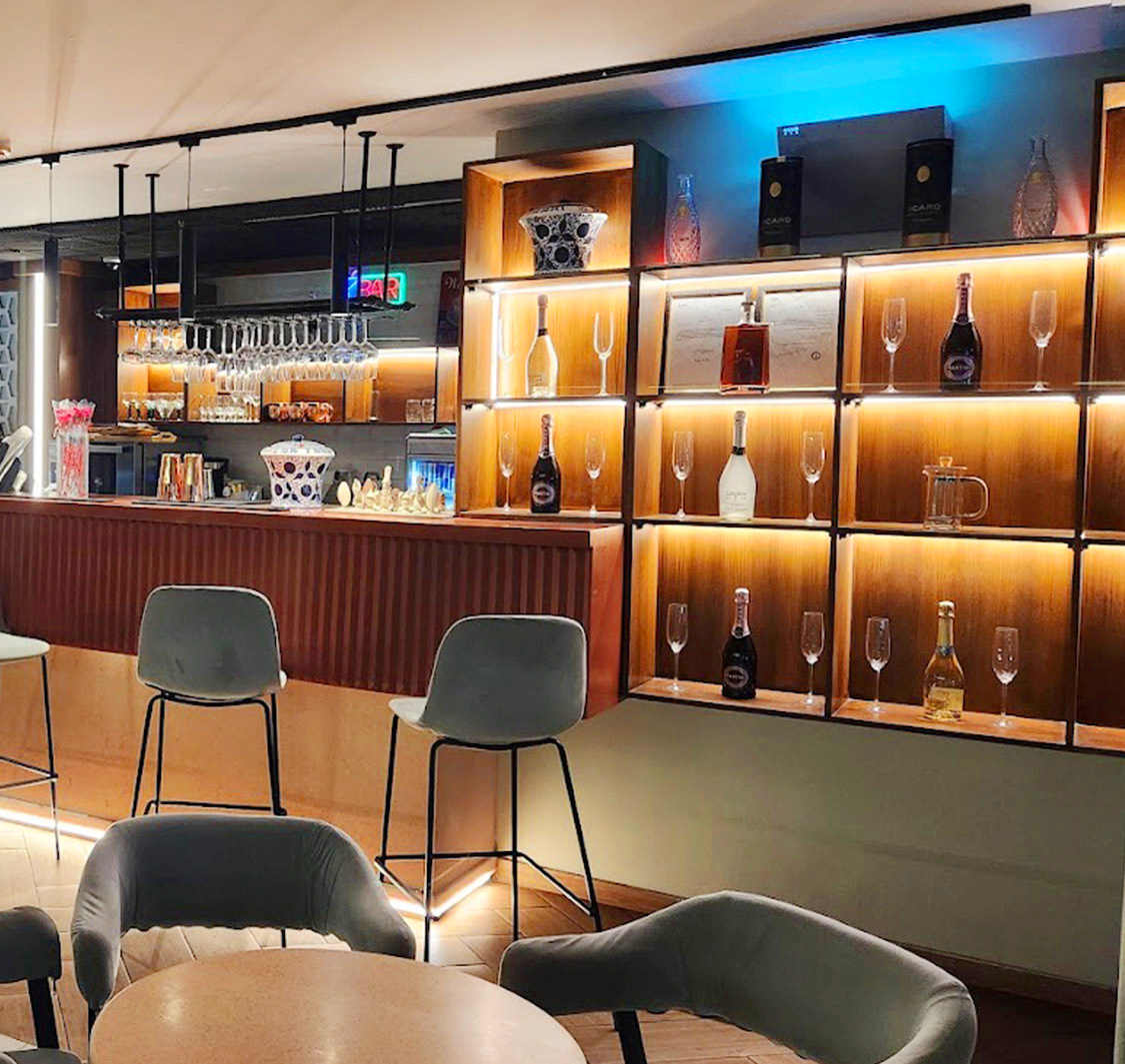 Jo Bar & Cafe | | Buy One Get One Free | The ENTERTAINER