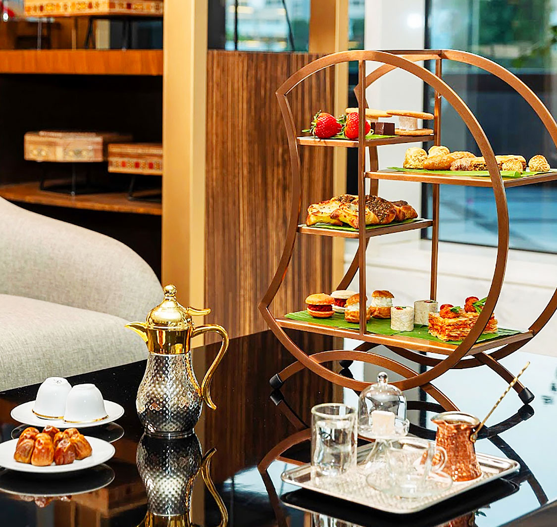 La Veranda Cafe - Radisson Blu Hotel & Convention Center, Riyadh Minhal ...