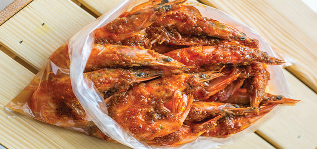 Off The HOOK | Airport Road | The ENTERTAINER