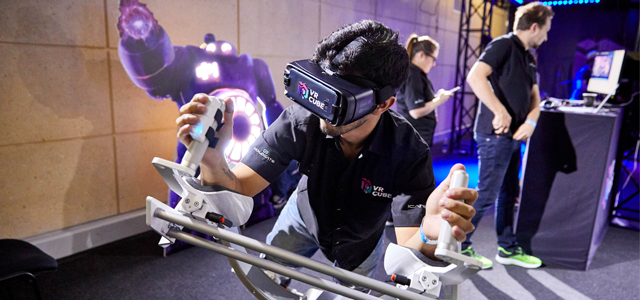 The ENTERTAINER - VR Cube